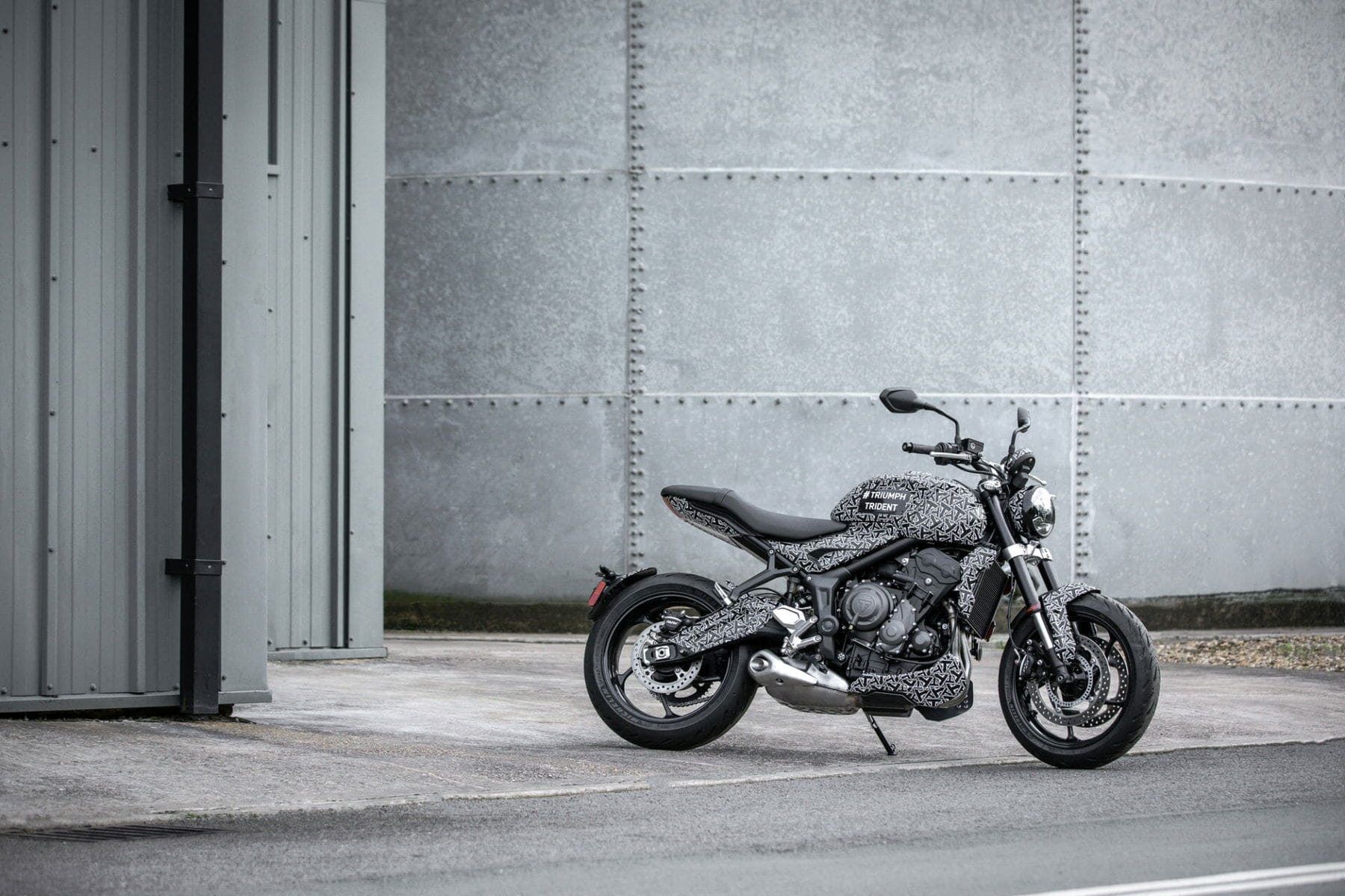 Triumph Trident prototype shown - Motorcycles.News - Motorcycle-Magazine