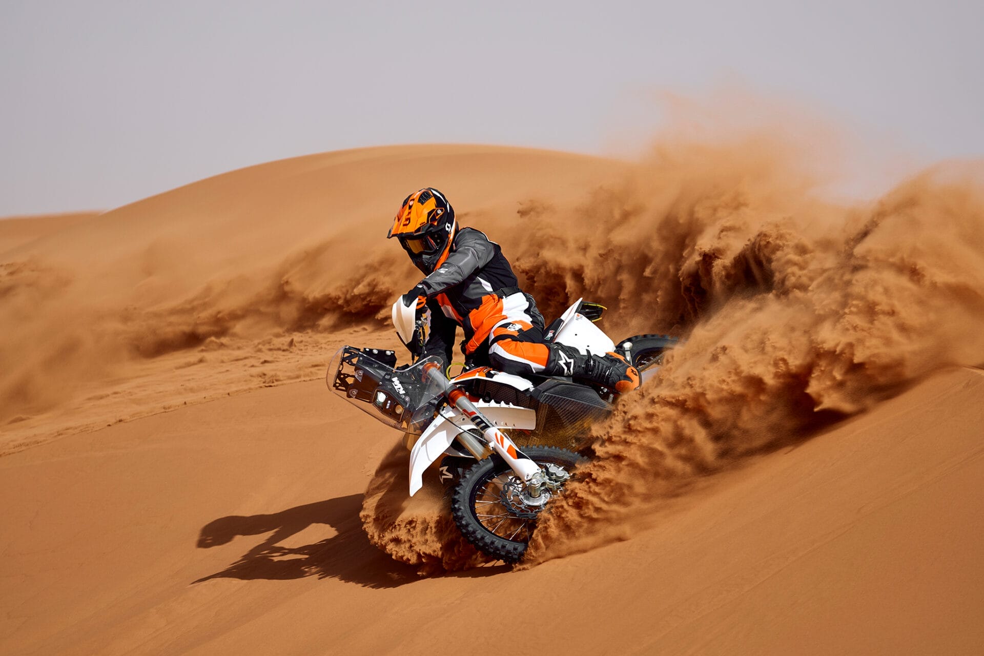 The KTM 450 Rally Replica 2025: A redesign for demanding rally raids ...