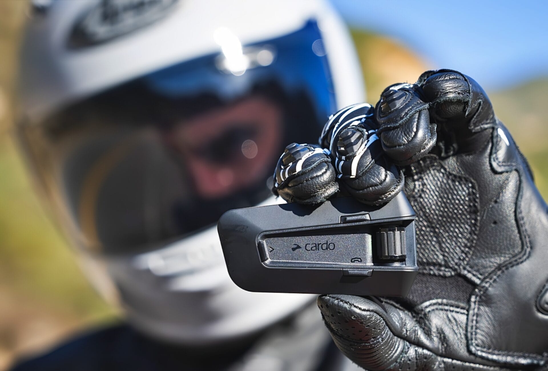 Cardo Systems presents PACKTALK PRO with Crash Detection - Motorcycles ...