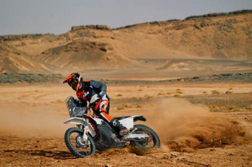 The KTM 450 Rally Replica 2025: A redesign for demanding rally raids ...